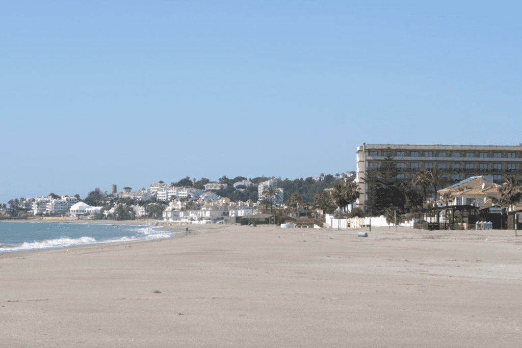 Mijas abrirá sus playas para que los niños puedan pasear a partir de ...