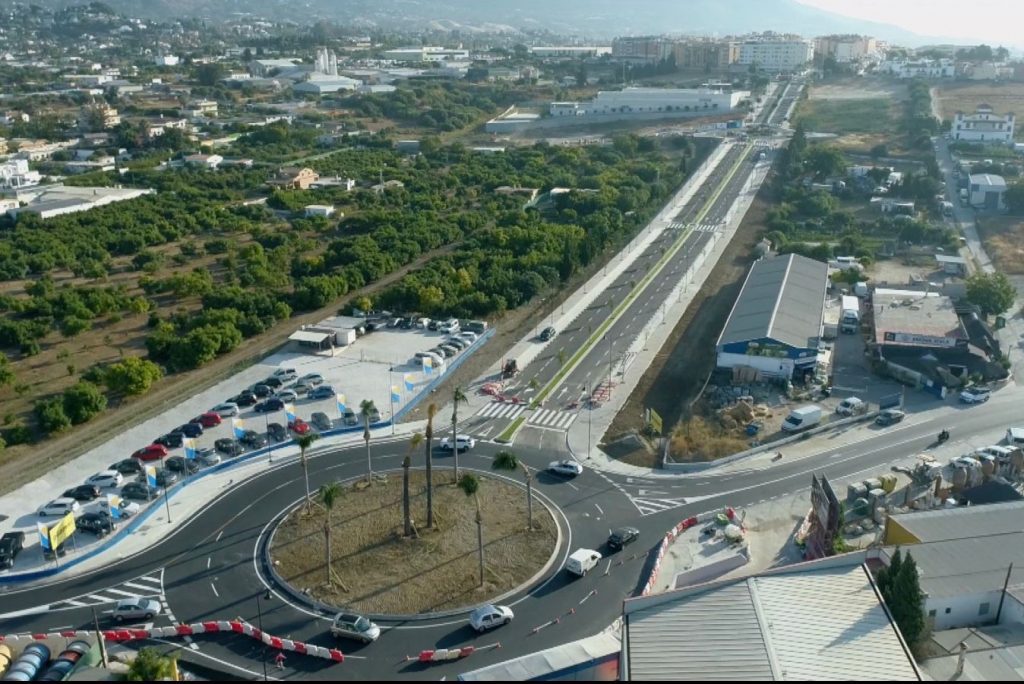 Abre al tráfico el nuevo vial que une la avenida Miguel Hernández con ...